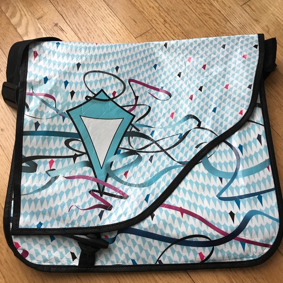 Ivivva | Bags | Rare Limited Edition Ivivva Messenger Bag | Poshmark